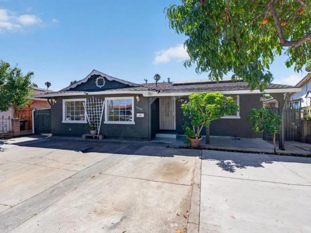 2446 Van Winkle Lane
