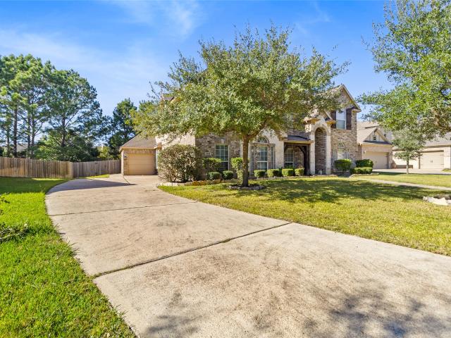 2446 W Bramlet Dr, Conroe, TX 77304 | MLS #44824 | Compass