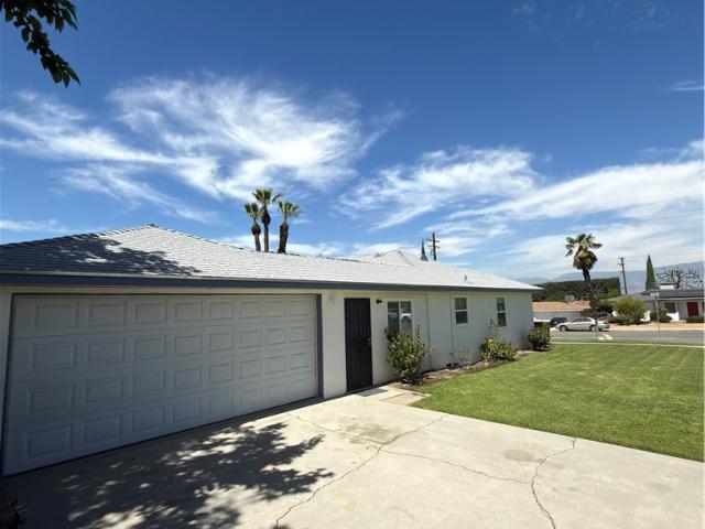 24471 University Avenue