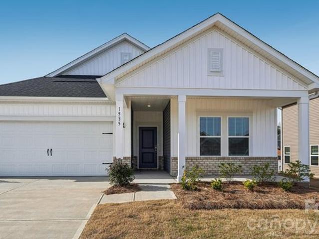 2447 Chartwell St, Stanley, NC 28164