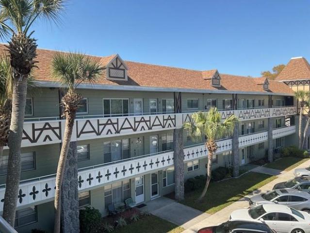 2447 Ecuadorian Way #67, Clearwater, FL 33763