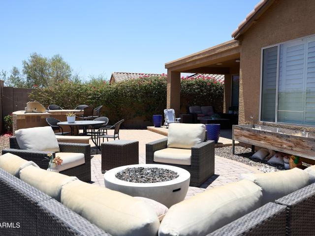 2447 W Memorial Drive