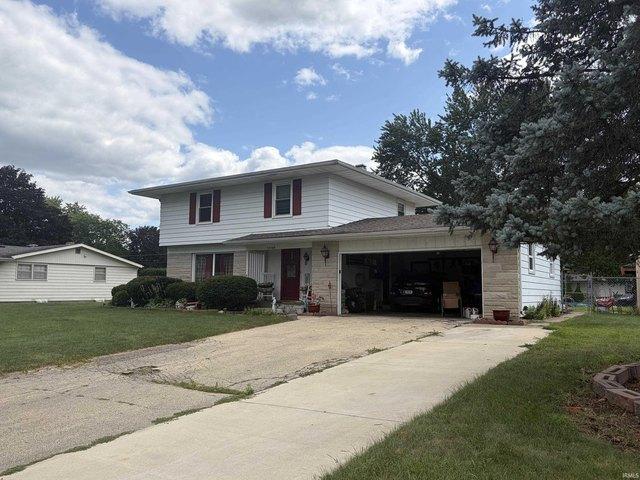 24488 Elmhurst Dr, Elkhart, IN 46517