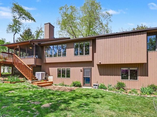 2448 Hallquist Avenue