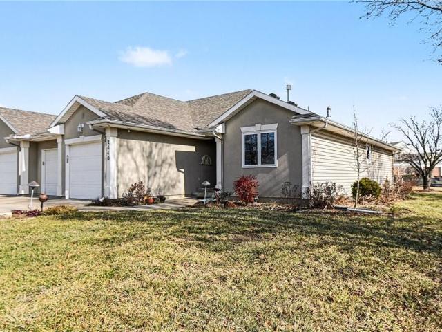 2448 SW Golf View Court
