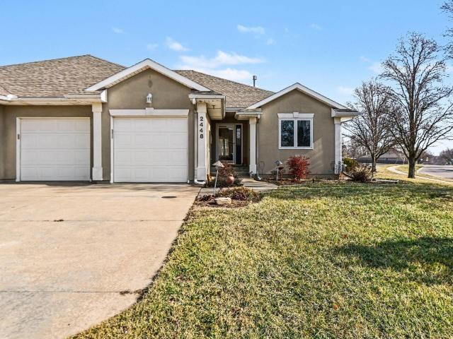 2448 SW Golf View Ct, Topeka, KS 66614 | MLS #242963 | Compass