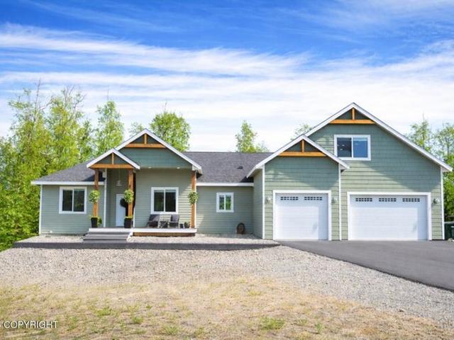 2448 W Sunlight Ln, Wasilla, AK 99654