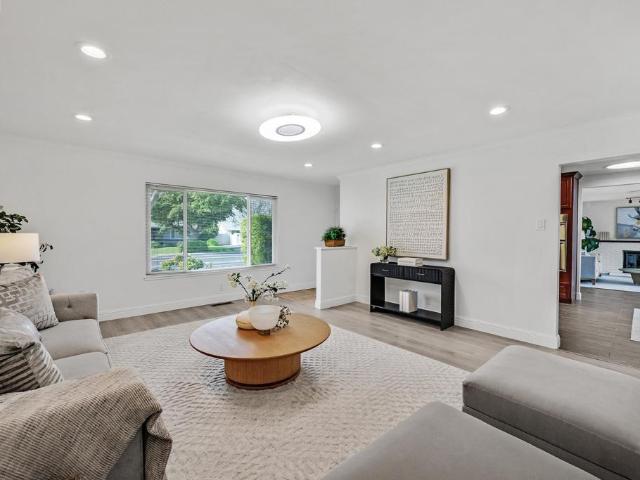 2449 Almaden Blvd