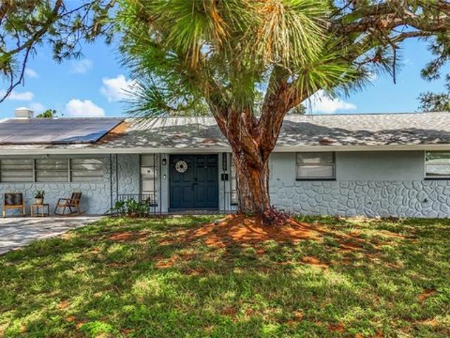 2449 66th Ave S, Saint Petersburg, FL 33712