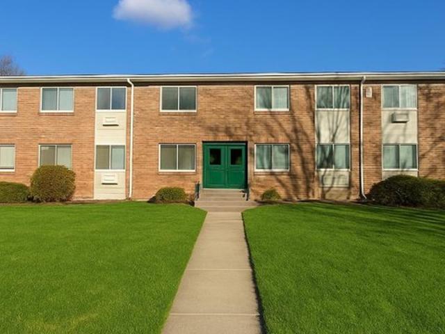 2449I Union Blvd Apt 34A, Islip, NY 11751