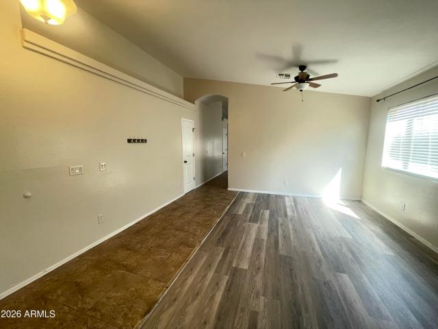24403 N Oasis Boulevard