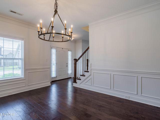 2440 Clinging Vine Lane