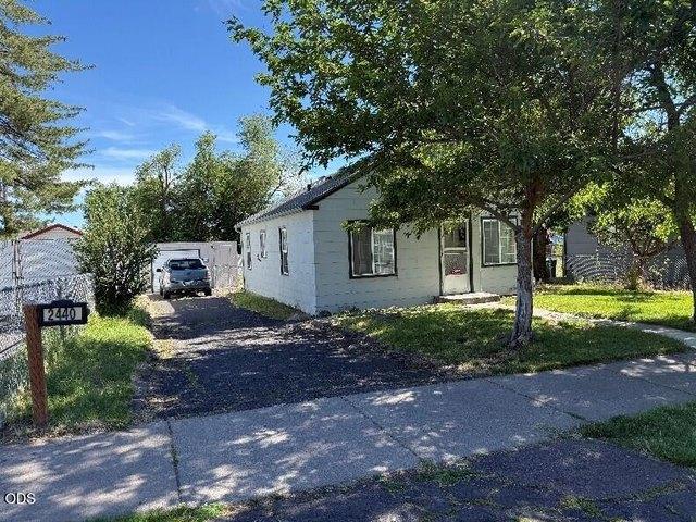 2440 Darrow Ave, Klamath Falls, OR 97601