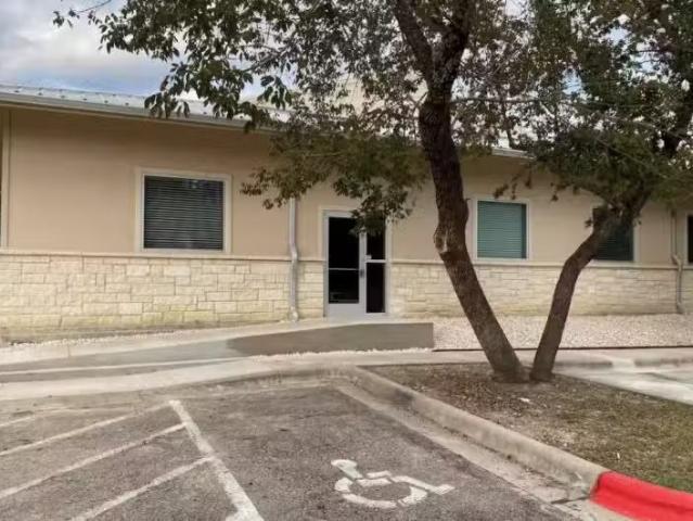 2440 E Hwy 290 Hwy #E 22, Dripping Springs, TX 78620 MLS 603.