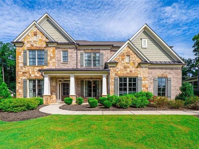2440 Sunflower Dr, Hoschton, GA 30548