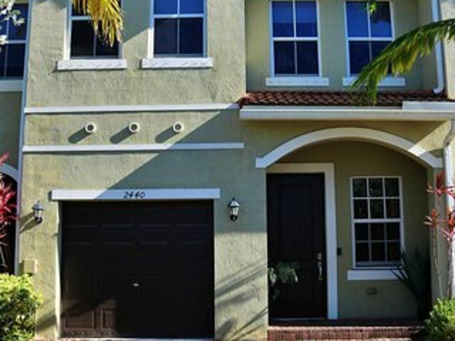 2440 SE 14th Ct, Homestead, FL 33035