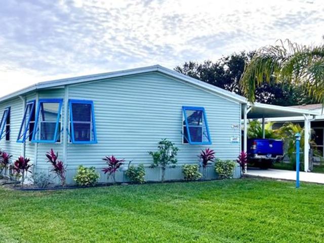 2440 Wee Folks Cir Unit 2440, Sebastian, FL 32958