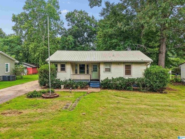 2440 22nd St N, Hueytown, AL 35023
