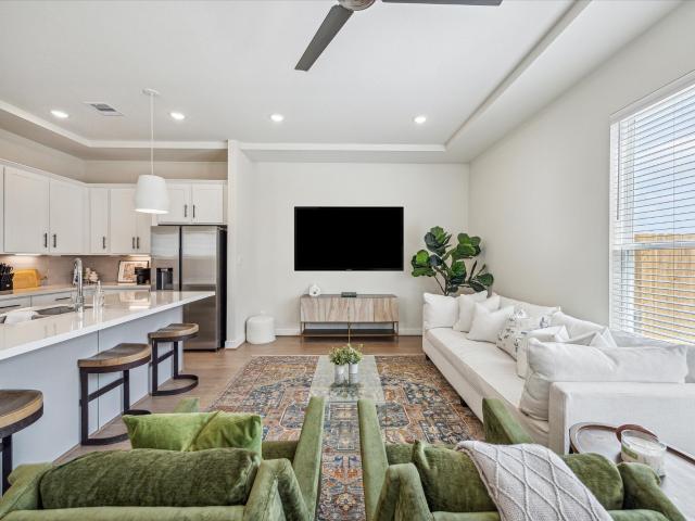 24410 Colonial Willow Drive