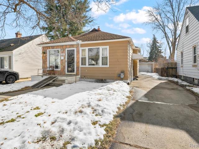24411 Notre Dame Street