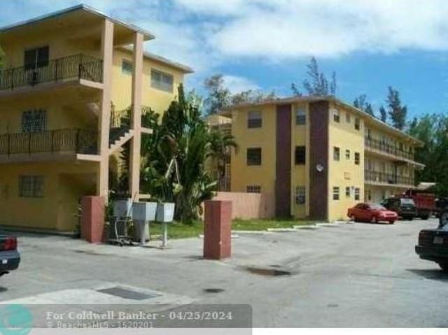 2441 NW 13th St #75, Miami, FL 33125