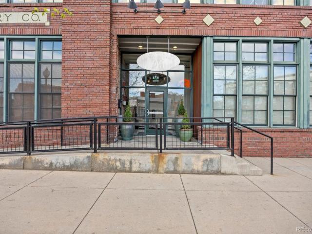 2441 N Broadway # 202