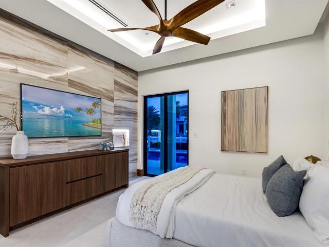 2441 NE 48th Ct, Lighthouse Point, FL 33064 | MLS #B26051
