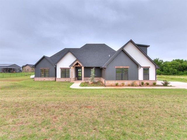 2441 Hawks Haven Dr, Guthrie, OK 73044