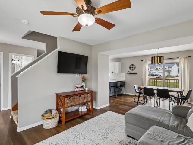 2441 Pine Court