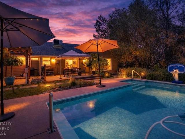 2441 Quail Hill Rd, Copperopolis, CA 95228