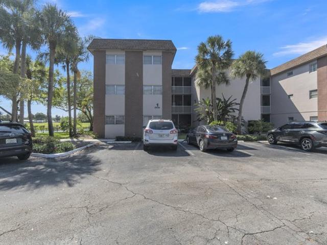 2441 SW 82nd Ave Apt 301, Davie, FL 33324
