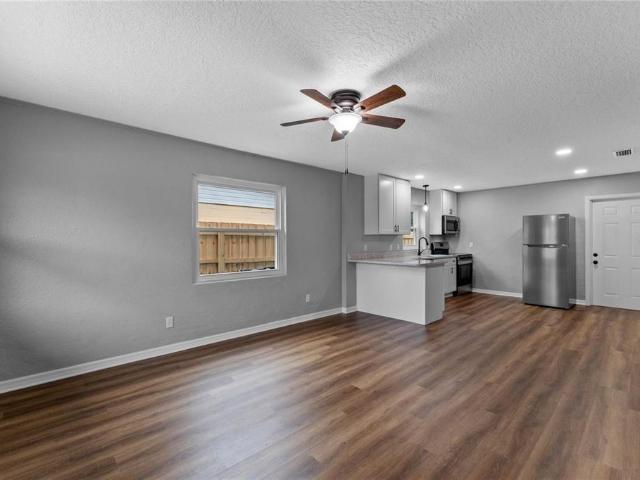 2441 S Mills Ave, Orlando, FL 32806 | MLS #O6398 | Compass
