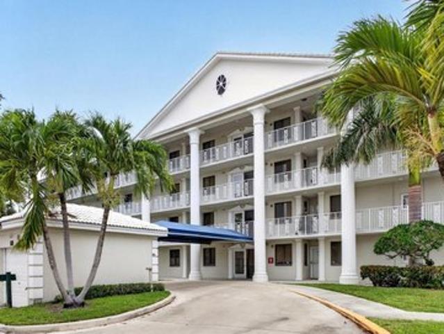 2441 Village Blvd Apt 403, West Palm Beach, FL 33409