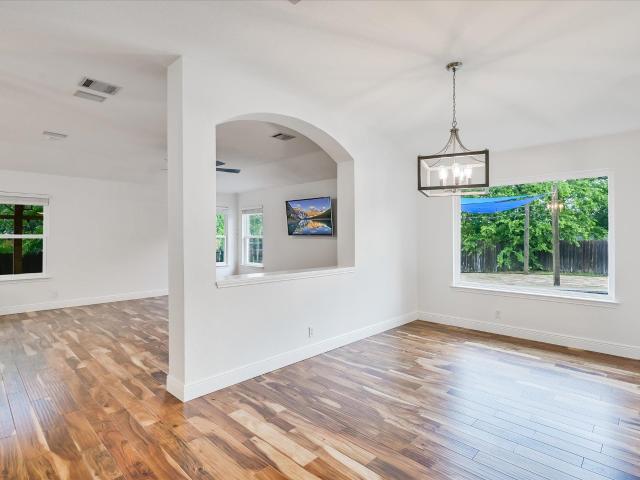 2442 Madeline Loop
