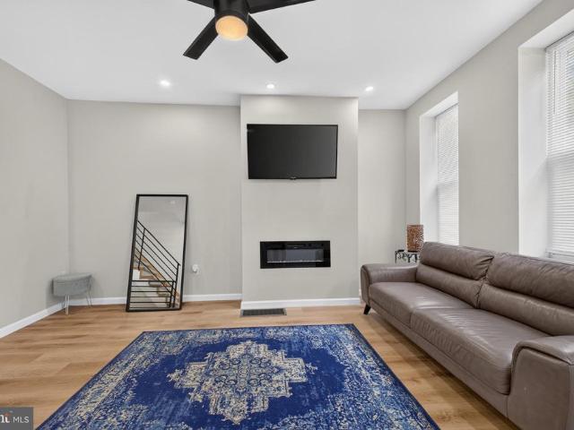 2442 N 13Th Street