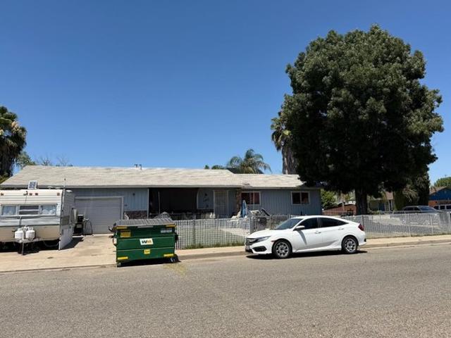 2442 Apache St, Merced, CA 95348