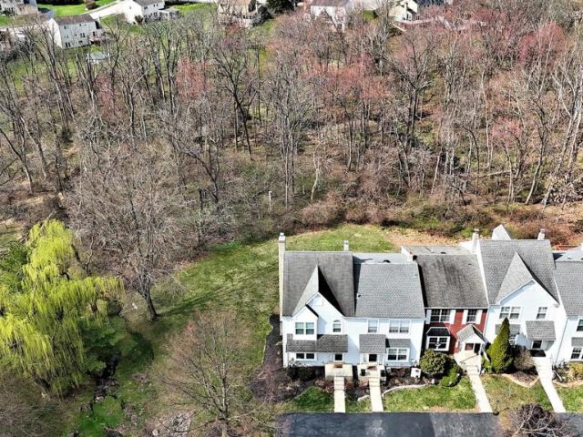 2442 Hillendale