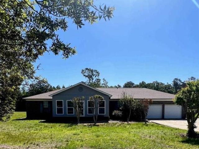 2442 Lawrence Cooley Rd, Milton, FL 32570