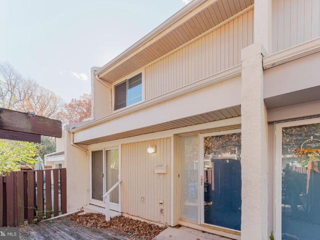 2442 Southgate Square