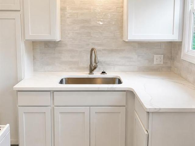 24434 W Chicago