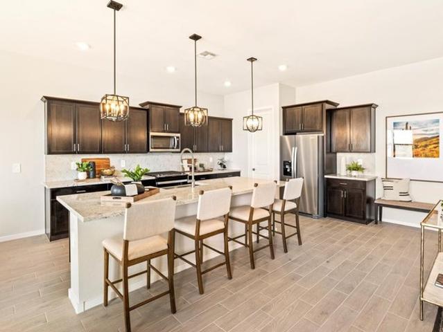24438 W Siesta Dr, Buckeye, AZ 85326