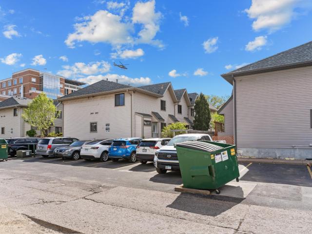 2443 Elliot Avenue