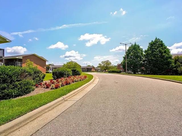 2443 Hurt Dr, Rocky Mount, NC 27804
