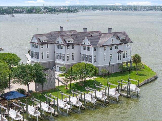 2443 Lakewood Pointe Dr, Seabrook, TX 77586