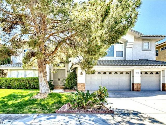 2443 Ping Dr, Henderson, NV 89074