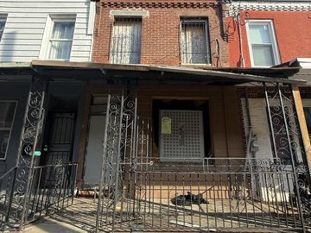 2443 W Oakdale St, Philadelphia, PA 19132