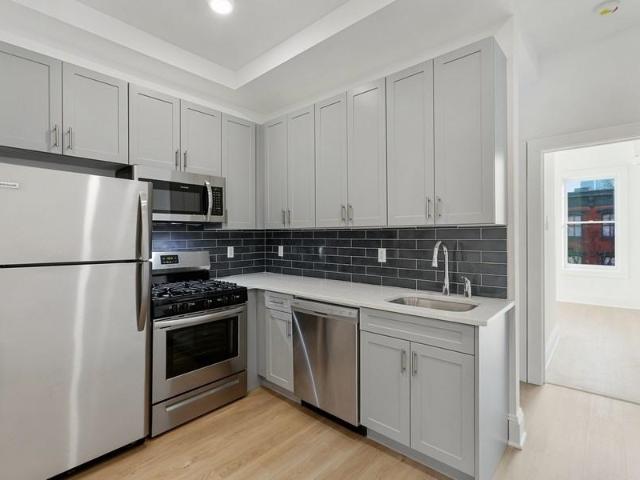 244 2Nd St # 3L