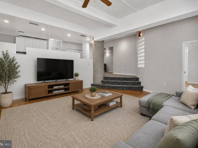 244 48 N 3rd St Units 4C & 4D, Philadelphia, PA 19106