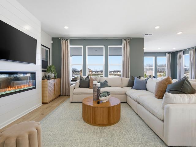 244 Commodore Drive