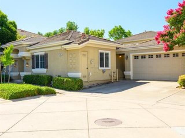 244 Caples Dr, Folsom, CA 95630
